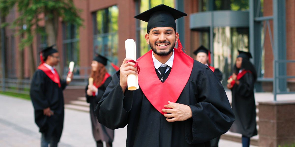 Invité a mi abuela a mi fiesta de graduación – Todos se rieron, así que ...