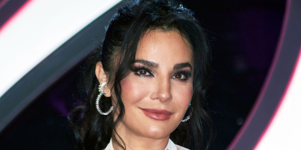 Martha Higareda, 41, anunció su primer embarazo con Lewis Howes — Video ...